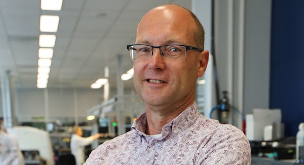 Financial controller Eric van der Linden: 'De prijsstelling aan de ...